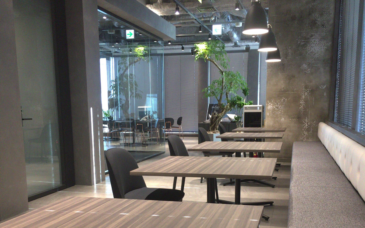 株式会社Yostar